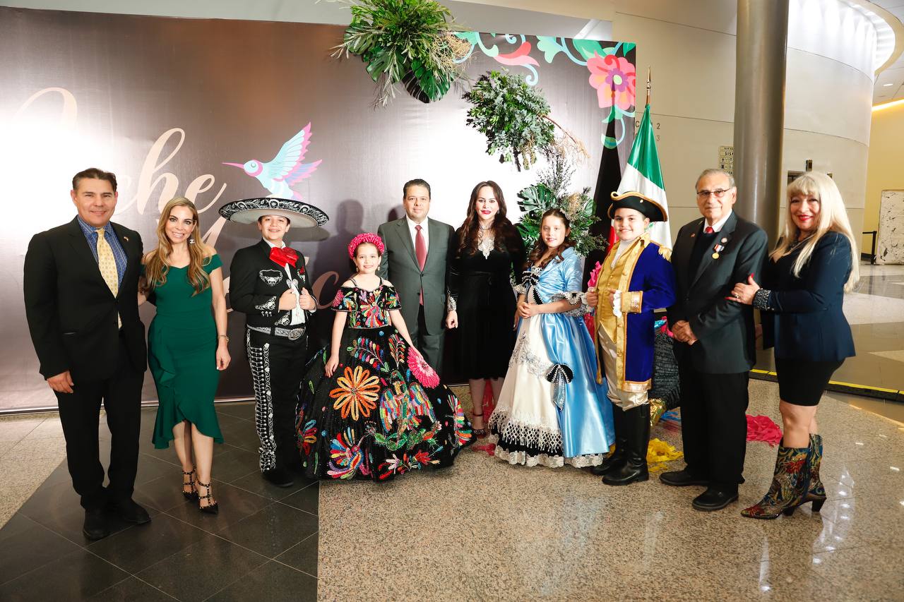 PRESENTAN A LOS NIÑOS DE LA TRADICIONAL CEREMONIA DEL ABRAZO 2023 - Ventaneando